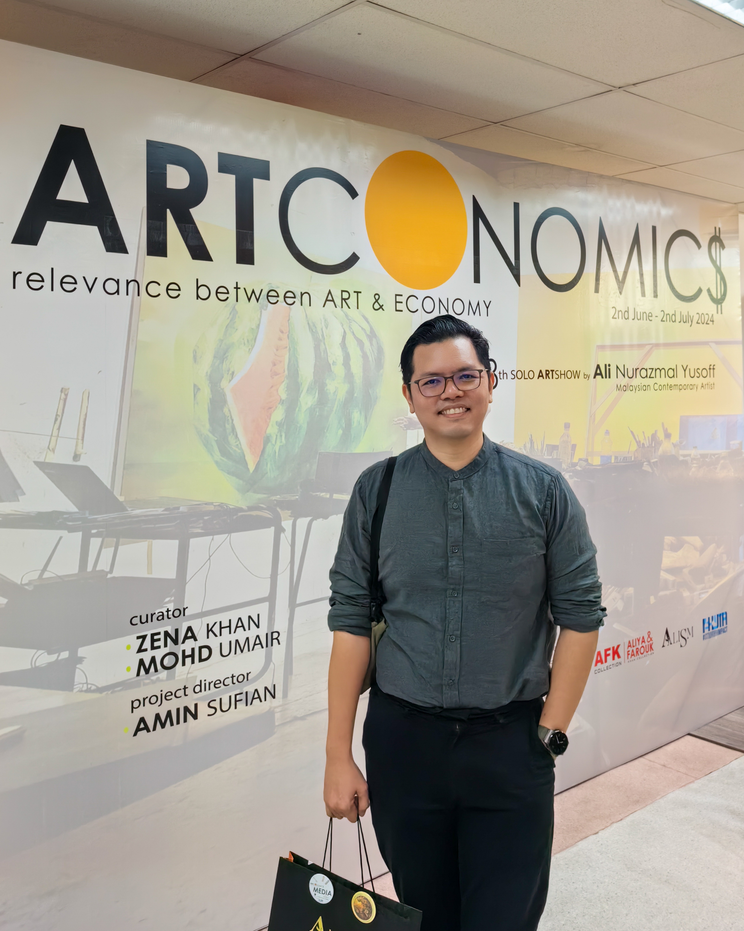 ARTCONOMICS: Bridging Art and Economics at Universiti Malaya – dixonthum