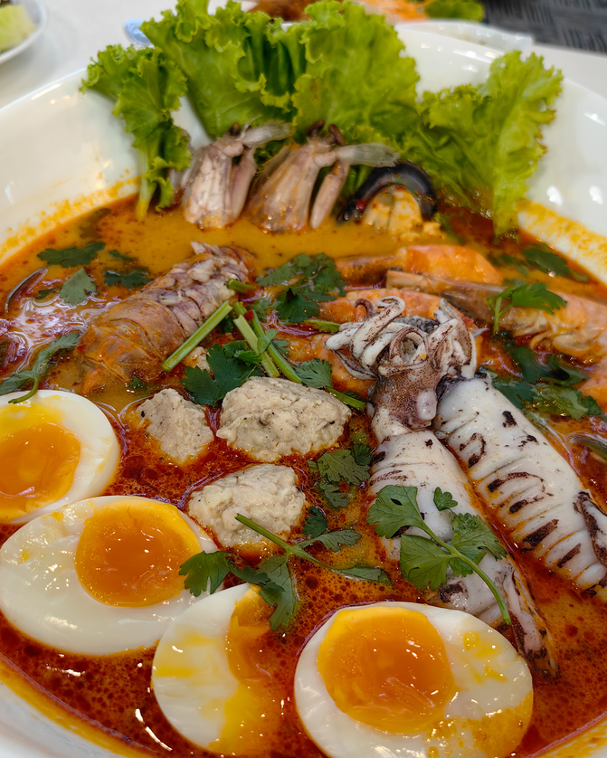 A Hidden Gem You Must Visit – De Bua Café in Satun, Thailand – dixonthum