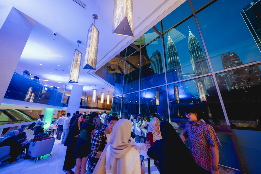 Parkview Café: Kuala Lumpur’s Ultimate Dining Spot with Iconic KLCC ...