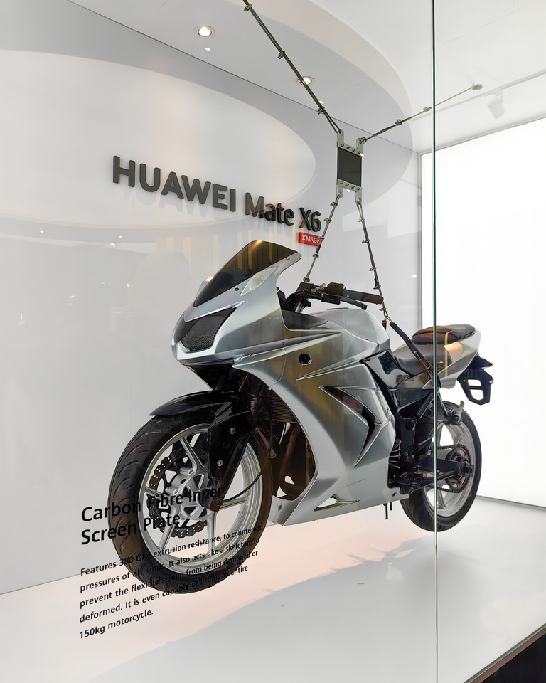 Huawei Mate XT: World’s First Tri-Fold Smartphone Launches at Pavilion ...